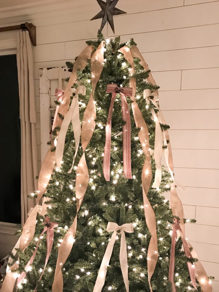 A Simply Fancy Christmas Tree - Jaclyn James Company