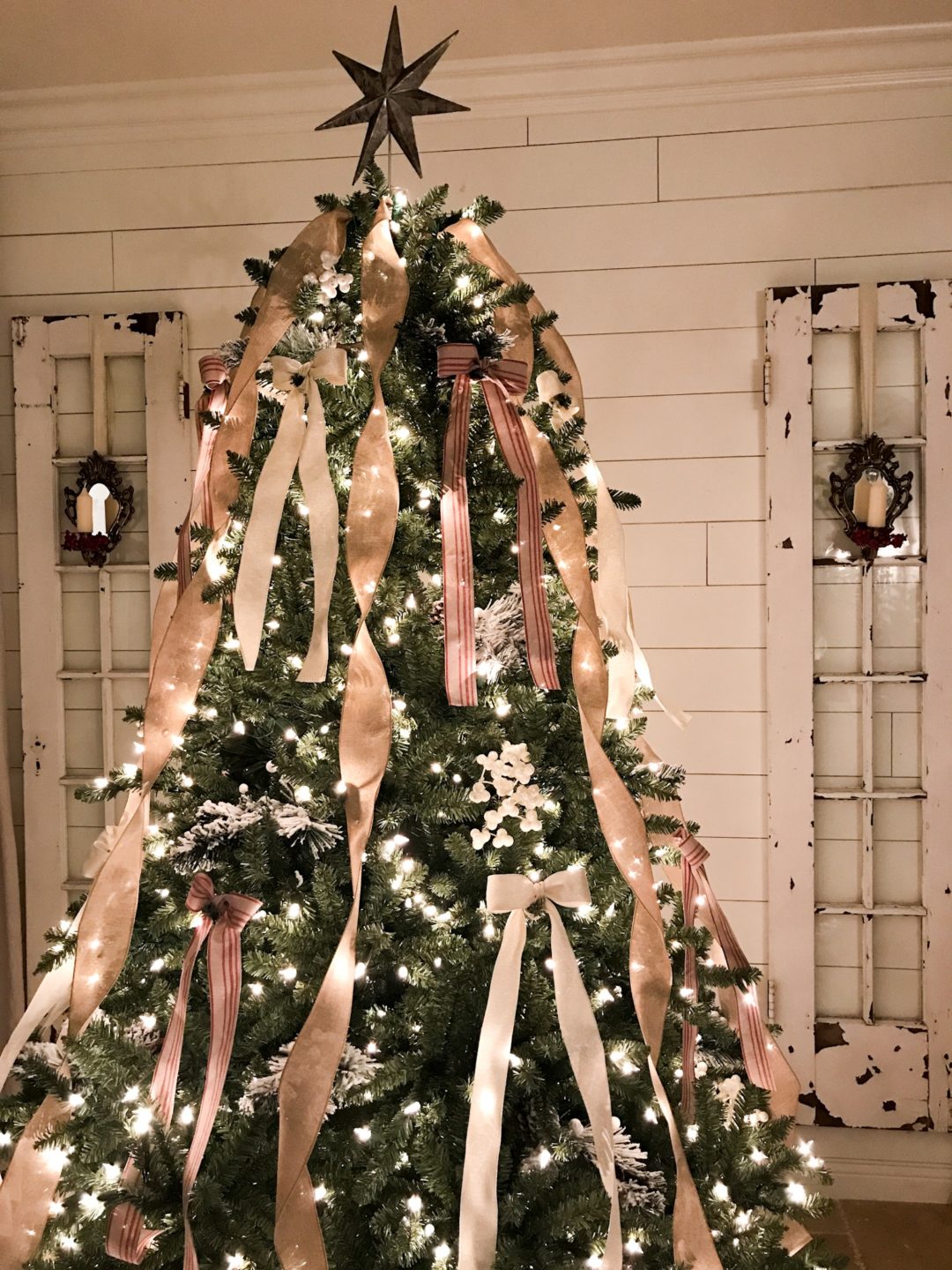 A Simply Fancy Christmas Tree - Jaclyn James Company