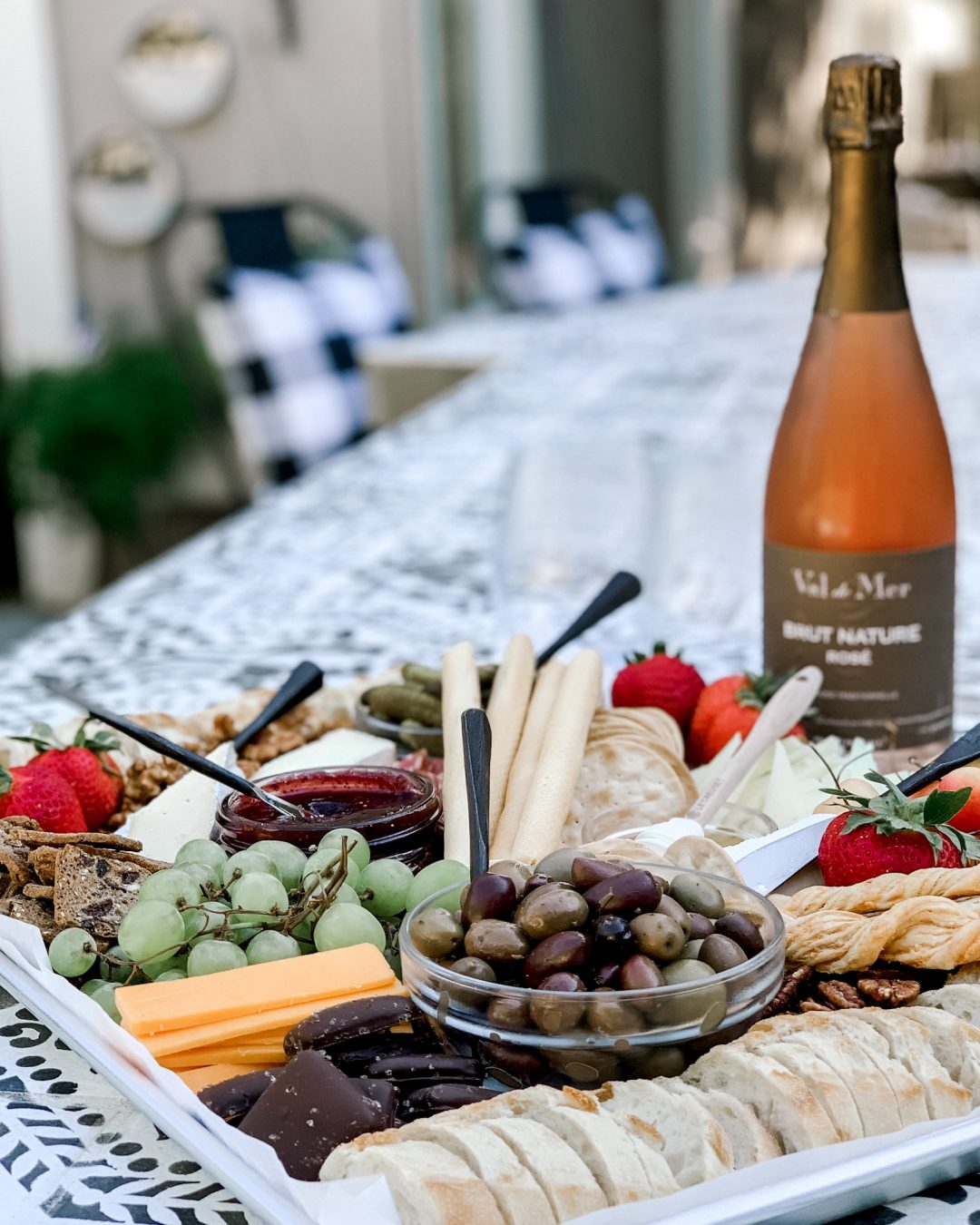 How To Build The Ultimate Cheese Board - Jaclyn James Company